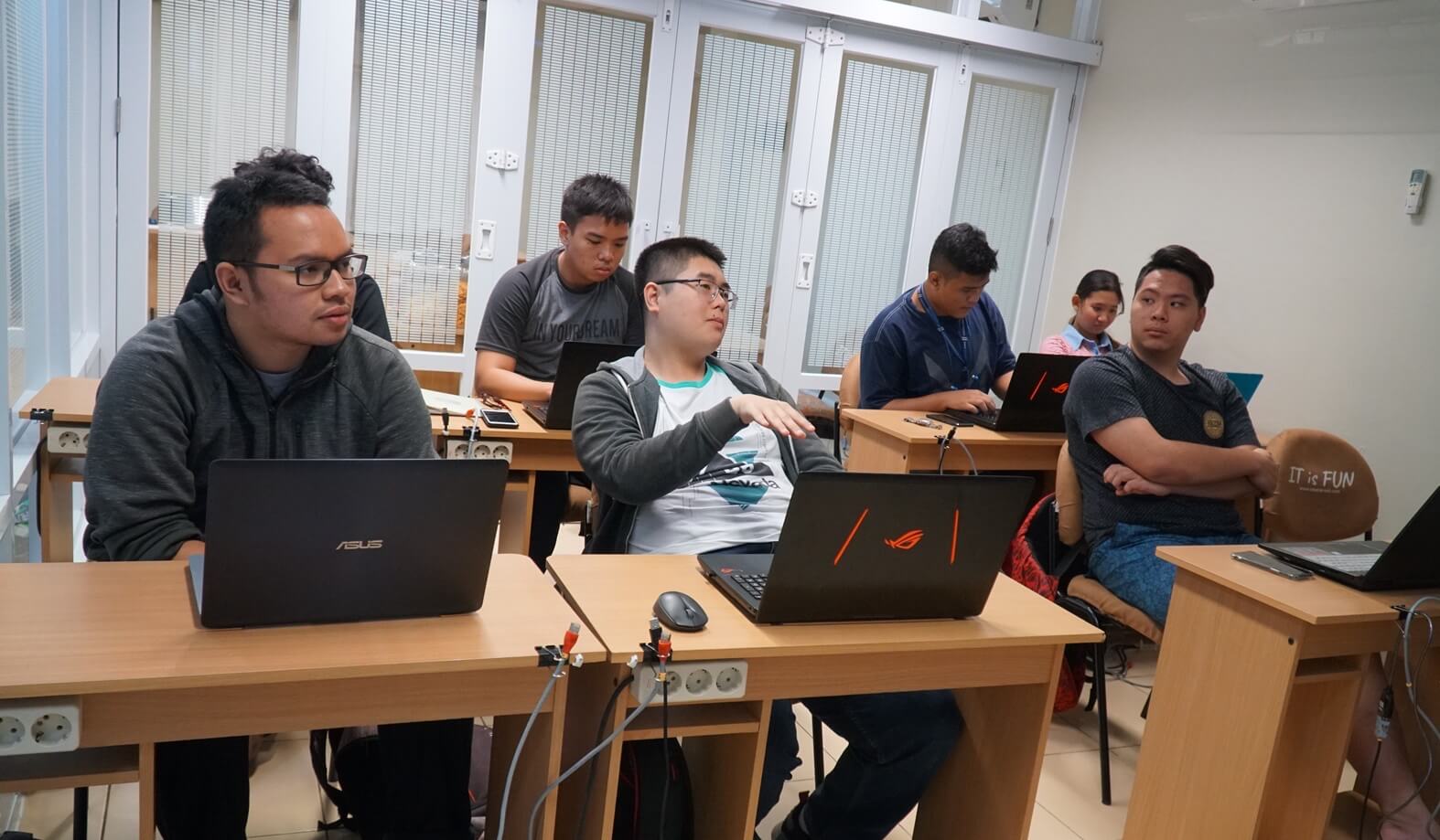 Kursus Java Spring Terbaik di Indonesia, Anda Hemat 12 Juta